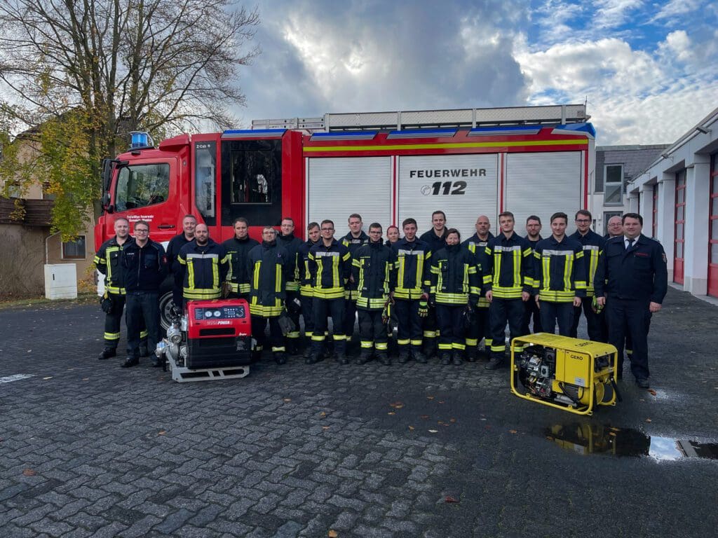 Neue Maschinisten für das Wendener Land - Freiwillige Feuerwehr Wenden